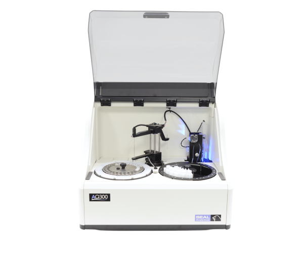 AQ300 Discrete Analyzer | SEAL Analytical