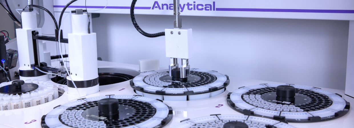 AQ700 Discrete Analyzer | SEAL Analytical